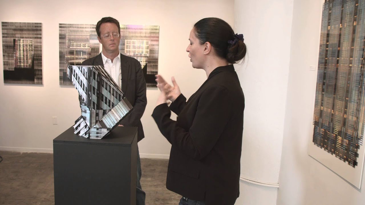 Exhibition Walk-through: "Building Portraits" - Dezign Ark