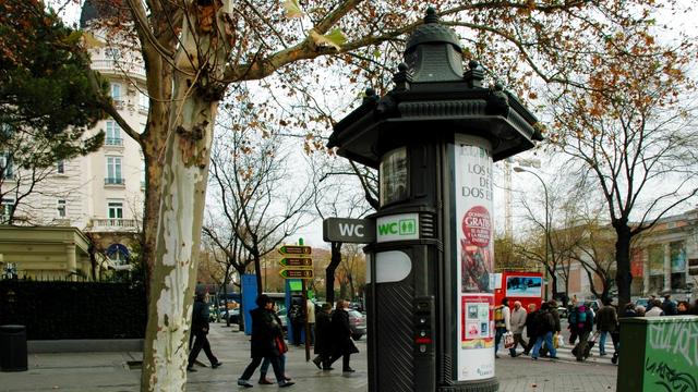 Hit the john! - Dezign Ark