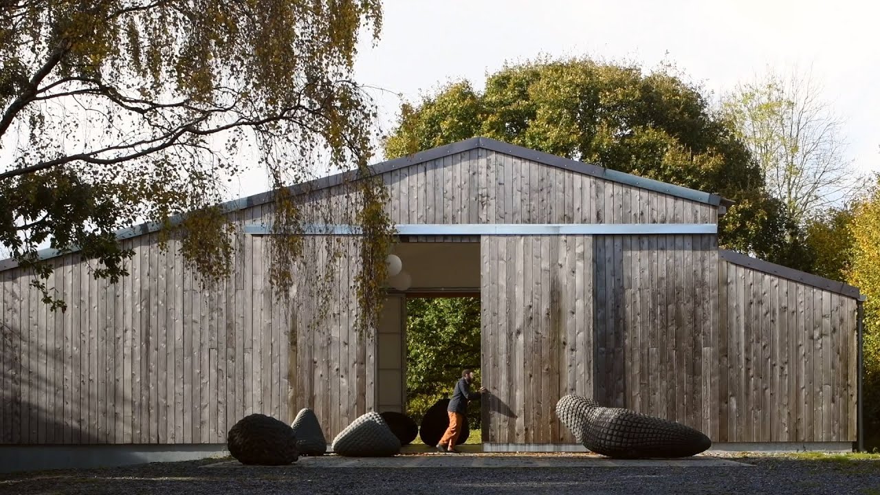 Thomas Randall-Page transforms Devon barn into light-filled artist's ...